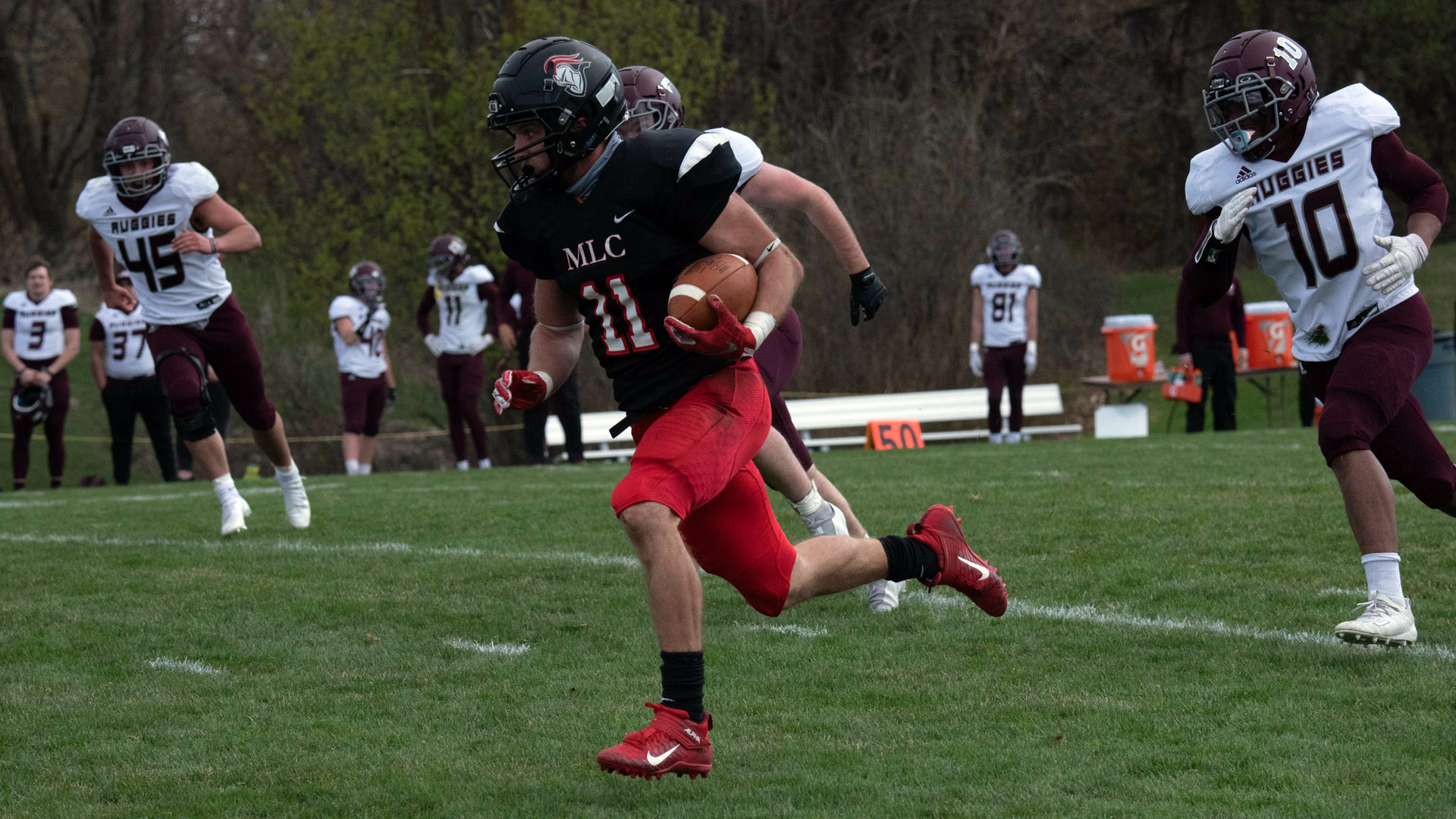 DeNoyer ’21 Named First Team All-America – Publications