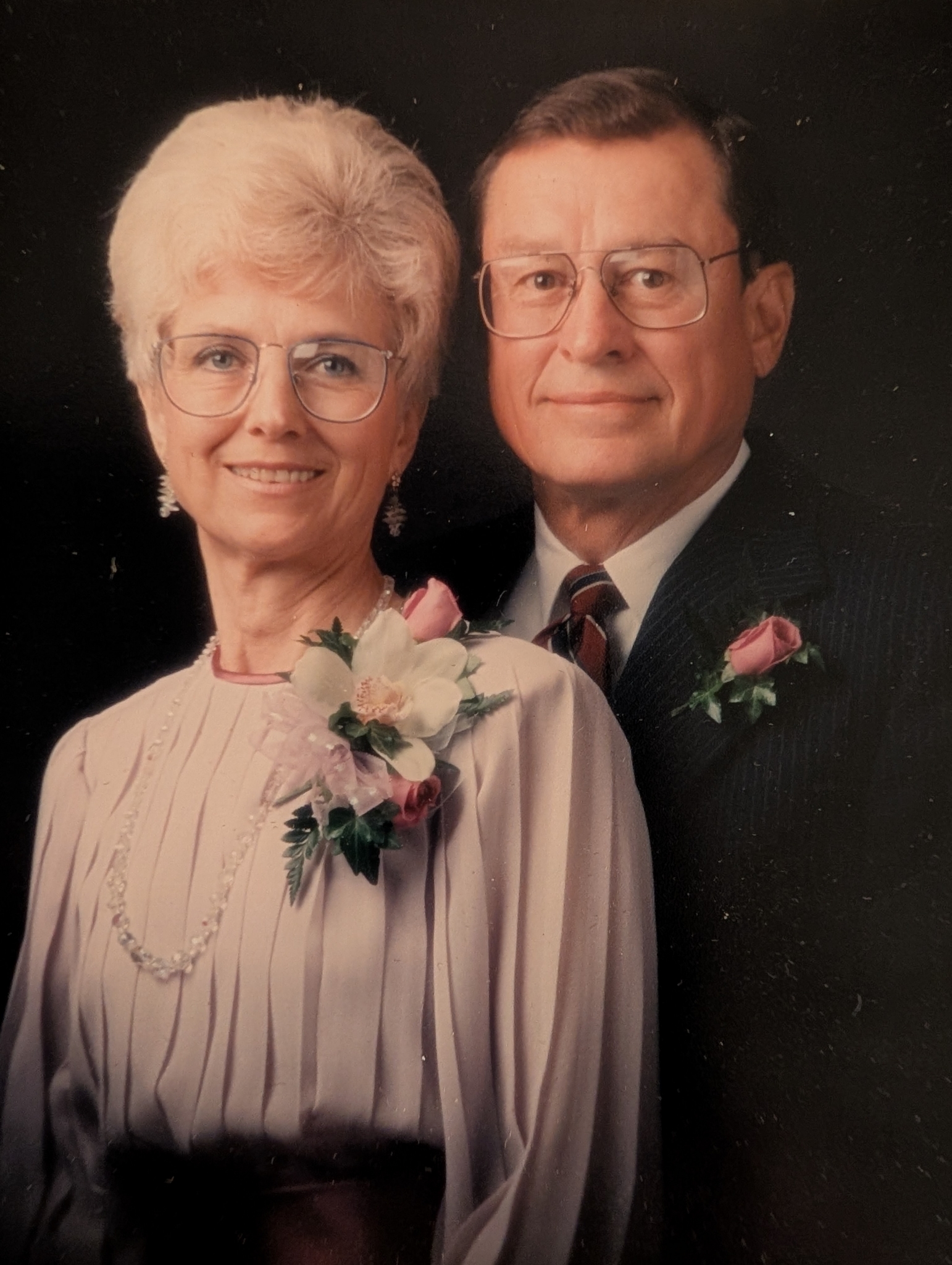 Robert and Neola Raasch Scholarship – Martin Luther College Scholarships